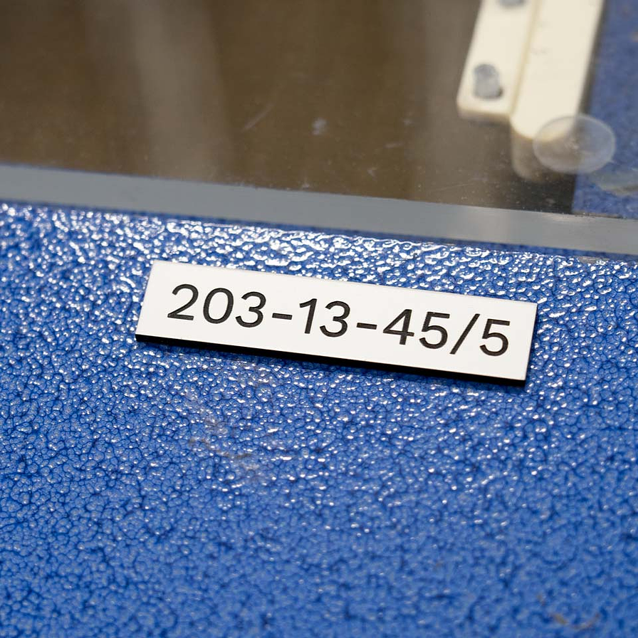 Plaques d'identification - Signomatic