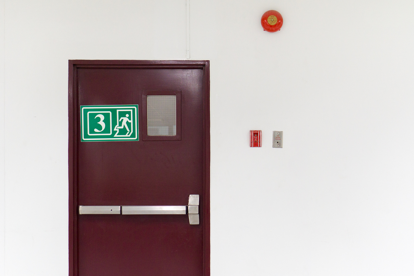 Emergency exit signs & First aid signs - Signomatic